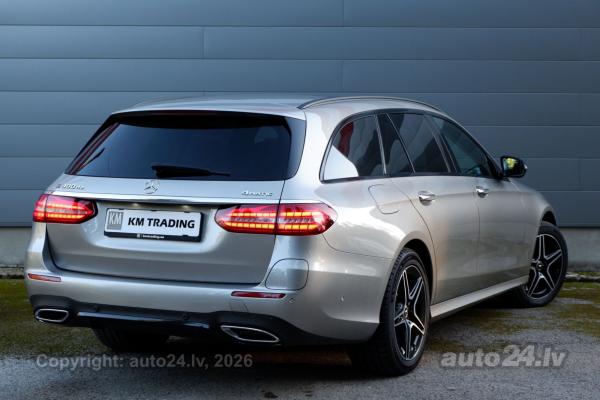 Mercedes-Benz E-Class 2021 Hāpsalu vietnē Pelēks Mercedes-Benz E-Class 2021 Hāpsalu, ar dzinēja tilpumu 2.00 L un nobraukumu 132 tūkst. km par 31490 €, foto 6 vietnē AUTOMOTO.COM.LV