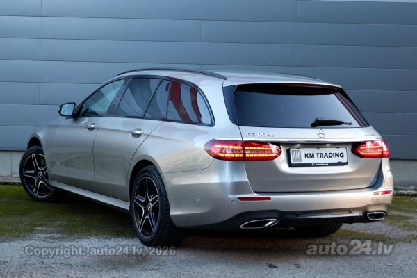 Mercedes-Benz E-Class 2021 Hāpsalu vietnē Pelēks Mercedes-Benz E-Class 2021 Hāpsalu, ar dzinēja tilpumu 2.00 L un nobraukumu 132 tūkst. km par 31490 €, foto 8 vietnē AUTOMOTO.COM.LV