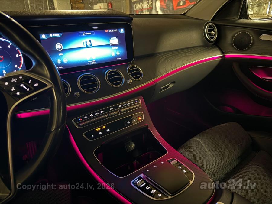 Серый Мерседес Е-Класс 2021 в Таллин, объемом двигателя 2.00 л и пробегом 181 тыс. км за 26400 €, фото 12 на AUTOMOTO.COM.LV