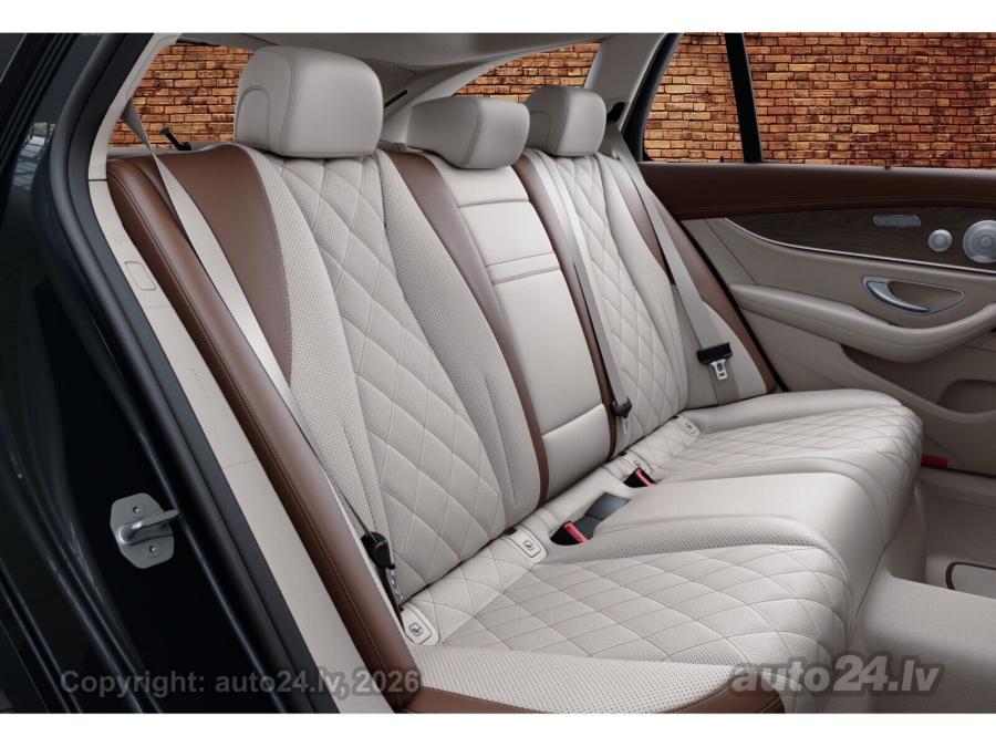 Pelēks Mercedes-Benz E-Class 2022 Tallina, ar dzinēja tilpumu 2.90 L un nobraukumu 136 tūkst. km par 69900 €, foto 13 vietnē AUTOMOTO.COM.LV
