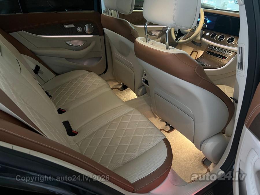 Pelēks Mercedes-Benz E-Class 2022 Tallina, ar dzinēja tilpumu 2.90 L un nobraukumu 136 tūkst. km par 69900 €, foto 18 vietnē AUTOMOTO.COM.LV