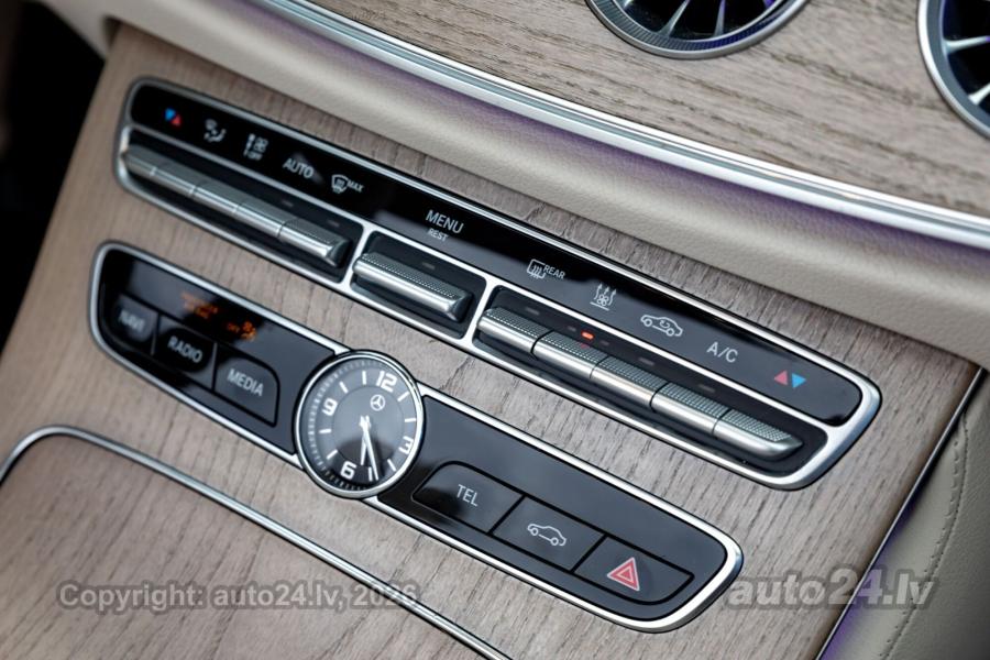 Sarkans Mercedes-Benz E-Class 2019 Tallina, ar dzinēja tilpumu 3.00 L un nobraukumu 43 tūkst. km par 38900 €, foto 26 vietnē AUTOMOTO.COM.LV