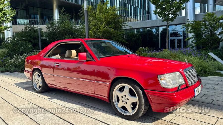 Red Mercedes-Benz E-Class 1994 in Riga, with an engine capacity of 3.00 L and mileage of 150 thousand km for 26500 €, photo 1 on AUTOMOTO.COM.LV