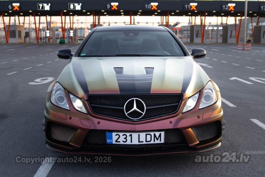 Sarkans Mercedes-Benz E-Class 2010 Tallina, ar dzinēja tilpumu 3.00 L un nobraukumu 229 tūkst. km par 14999 €, foto 4 vietnē AUTOMOTO.COM.LV