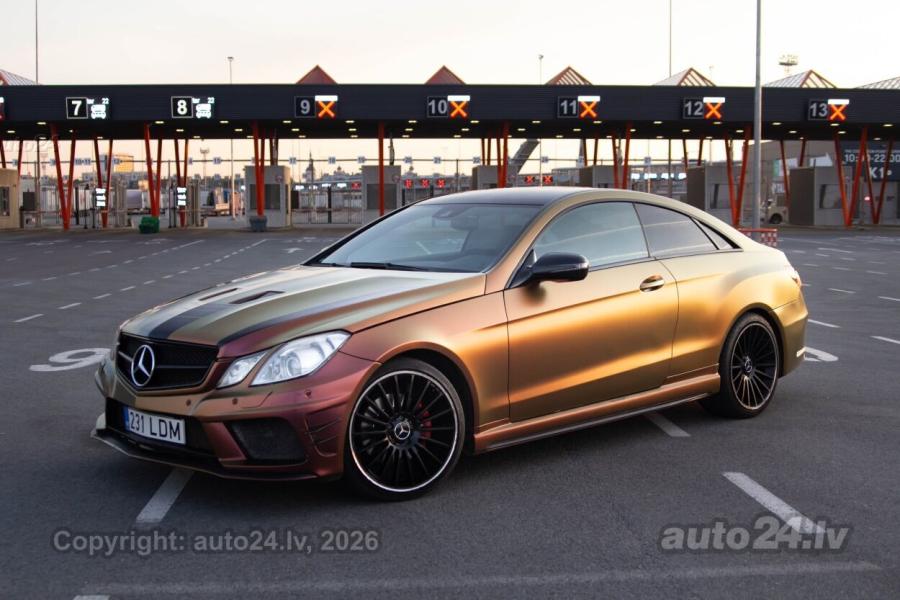 Sarkans Mercedes-Benz E-Class 2010 Tallina, ar dzinēja tilpumu 3.00 L un nobraukumu 229 tūkst. km par 14999 €, foto 5 vietnē AUTOMOTO.COM.LV