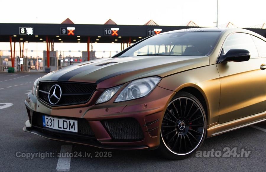 Sarkans Mercedes-Benz E-Class 2010 Tallina, ar dzinēja tilpumu 3.00 L un nobraukumu 229 tūkst. km par 14999 €, foto 8 vietnē AUTOMOTO.COM.LV