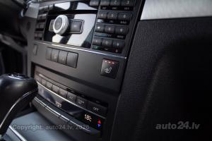 Sarkans Mercedes-Benz E-Class 2010 Tallina, ar dzinēja tilpumu 3.00 L un nobraukumu 229 tūkst. km par 14999 €, foto 13 vietnē AUTOMOTO.COM.LV