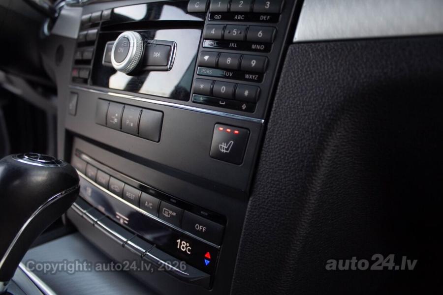 Sarkans Mercedes-Benz E-Class 2010 Tallina, ar dzinēja tilpumu 3.00 L un nobraukumu 229 tūkst. km par 14999 €, foto 13 vietnē AUTOMOTO.COM.LV