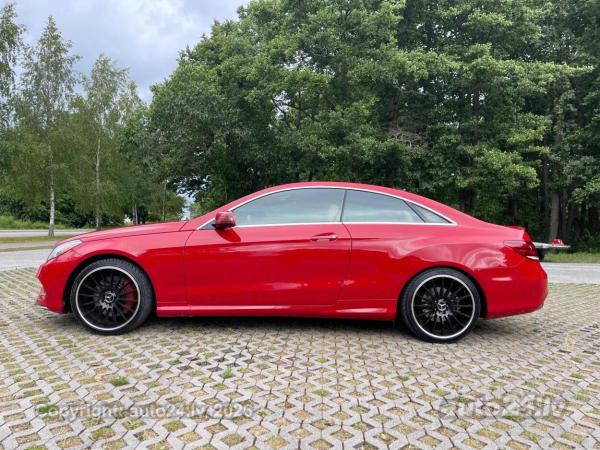 Sarkans Mercedes-Benz E-Class 2014 Tallina, ar dzinēja tilpumu 4.60 L un nobraukumu 144 tūkst. km par 19900 €, foto 2 vietnē AUTOMOTO.COM.LV