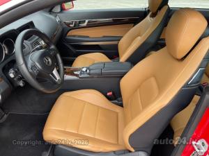 Sarkans Mercedes-Benz E-Class 2014 Tallina, ar dzinēja tilpumu 4.60 L un nobraukumu 144 tūkst. km par 19900 €, foto 9 vietnē AUTOMOTO.COM.LV