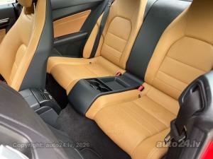 Sarkans Mercedes-Benz E-Class 2014 Tallina, ar dzinēja tilpumu 4.60 L un nobraukumu 144 tūkst. km par 19900 €, foto 12 vietnē AUTOMOTO.COM.LV