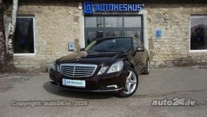 Sarkans Mercedes-Benz E-Class 2009 Tallina, ar dzinēja tilpumu 2.10 L un nobraukumu 300 tūkst. km par 7990 €, foto  vietnē AUTOMOTO.COM.LV