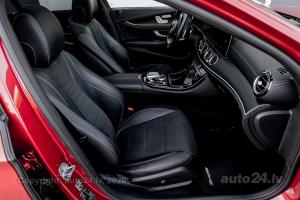 Red Mercedes-Benz E-Class 2017 in Parnu, with an engine capacity of 3.00 L and mileage of 180 thousand km for 22900 €, photo 16 on AUTOMOTO.COM.LV