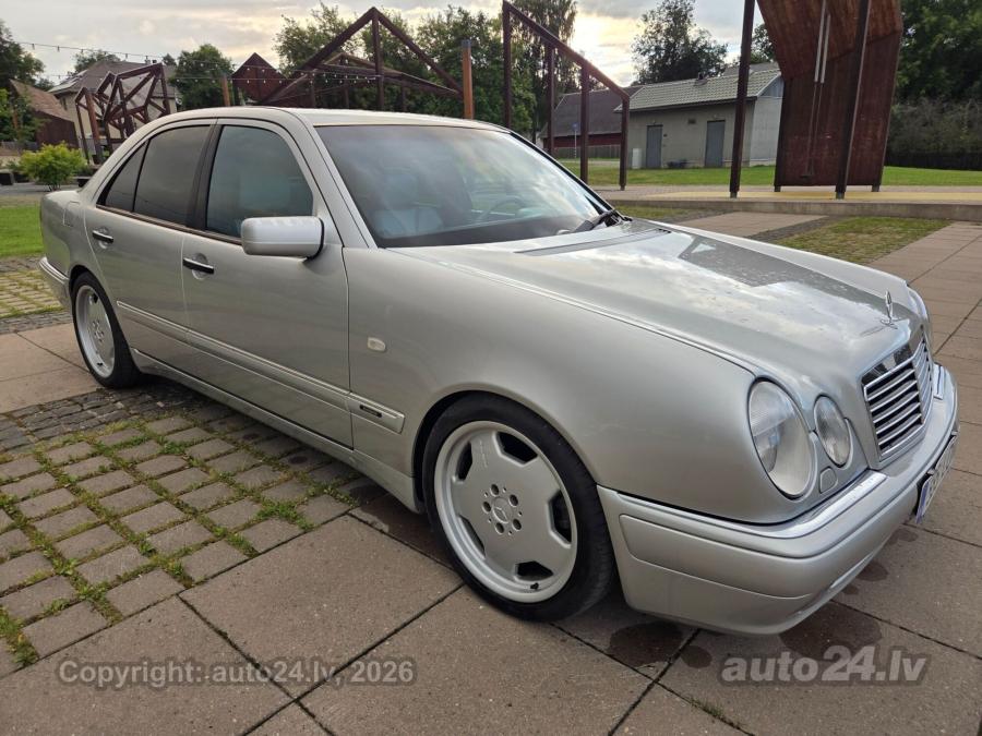Mercedes-Benz E-Class 1996 in Polva, with an engine capacity of 5.00 L and mileage of 238 thousand km for 10000 €, photo 9 on AUTOMOTO.COM.LV