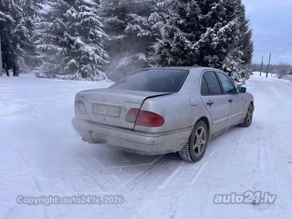 Mercedes-Benz E-Class 1998 in Tallinn, with an engine capacity of 2.90 L and mileage of 380 thousand km for 1500 €, photo 4 on AUTOMOTO.COM.LV