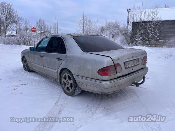 Mercedes-Benz E-Class 1998 in Tallinn, with an engine capacity of 2.90 L and mileage of 380 thousand km for 1500 €, photo 5 on AUTOMOTO.COM.LV