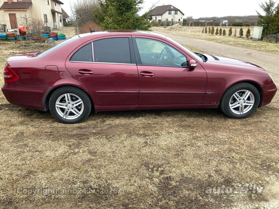 Mercedes-Benz E-Class 2002 in Tallinn, with an engine capacity of 2.70 L and mileage of 354 thousand km for 1950 €, photo 14 on AUTOMOTO.COM.LV
