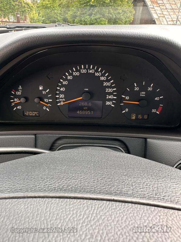 Mercedes-Benz E-Class 2002 in Tallinn, with an engine capacity of 2.10 L and mileage of 469 thousand km for 3500 €, photo 9 on AUTOMOTO.COM.LV