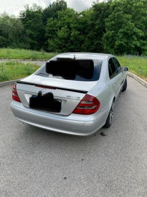 Mercedes-Benz E-Class 2002 in Kaunas, with an engine capacity of 2.70 L and mileage of 355 thousand km for 3000 €, photo 5 on AUTOMOTO.COM.LV