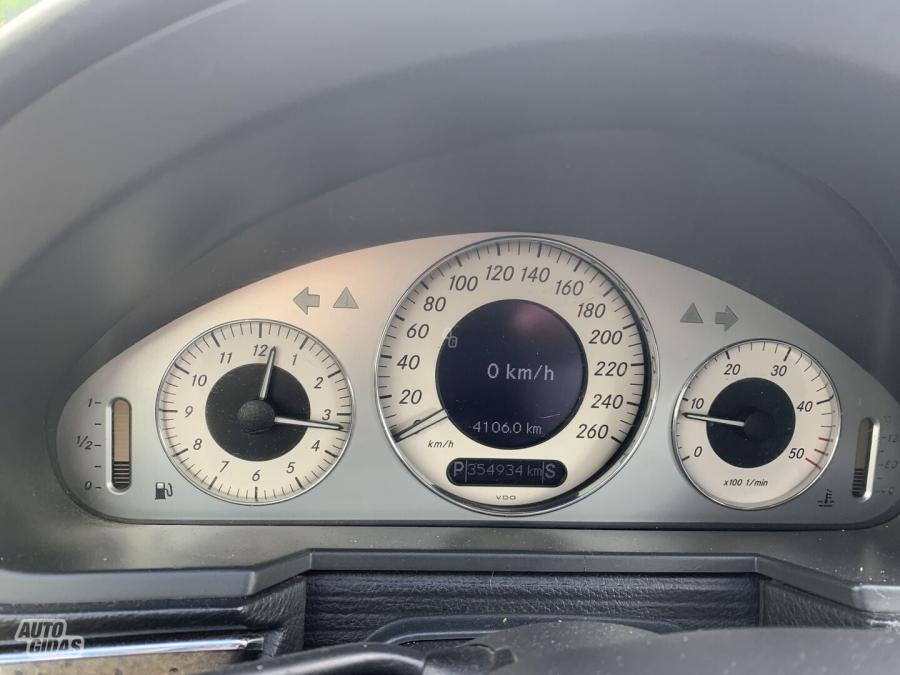 Mercedes-Benz E-Class 2002 in Kaunas, with an engine capacity of 2.70 L and mileage of 355 thousand km for 3000 €, photo 6 on AUTOMOTO.COM.LV