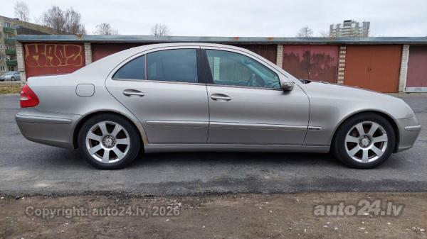 Mercedes-Benz E-Class 2003 Tallina, ar dzinēja tilpumu 3.20 L un nobraukumu 274 tūkst. km par 1200 €, foto 6 vietnē AUTOMOTO.COM.LV