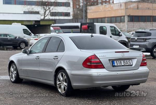 Mercedes-Benz E-Class 2003 Narva, ar dzinēja tilpumu 3.20 L un nobraukumu 428 tūkst. km par 1890 €, foto 5 vietnē AUTOMOTO.COM.LV