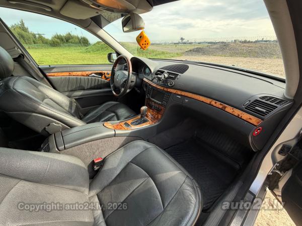 Mercedes-Benz E-Class 2003 in Riga, with an engine capacity of 0.00 L and mileage of 348 thousand km for 1500 €, photo 7 on AUTOMOTO.COM.LV