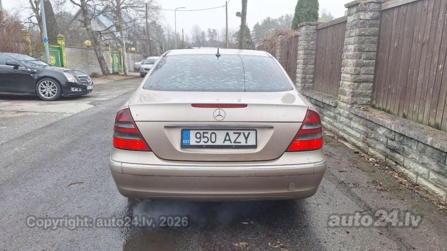 Mercedes-Benz E-Class 2004 Tallina, ar dzinēja tilpumu 2.10 L un nobraukumu 323 tūkst. km par 1800 €, foto 4 vietnē AUTOMOTO.COM.LV