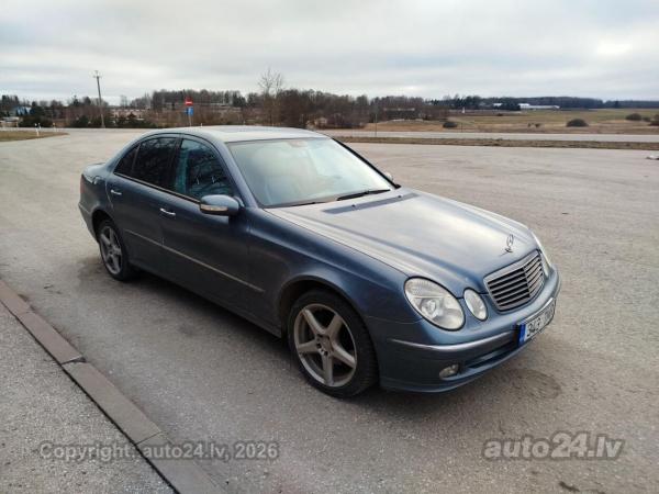 Mercedes-Benz E-Class 2004 Tallina, ar dzinēja tilpumu 2.60 L un nobraukumu 250 tūkst. km par 1850 €, foto 7 vietnē AUTOMOTO.COM.LV