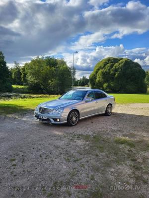 Mercedes-Benz E-Class 2004 Tallina, ar dzinēja tilpumu 5.00 L un nobraukumu 0 tūkst. km par 8000 €, foto  vietnē AUTOMOTO.COM.LV