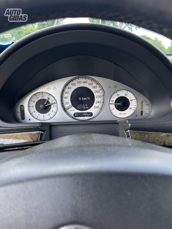 Mercedes-Benz E-Class 2004 in Vilnius, with an engine capacity of 3.20 L and mileage of 304 thousand km for 2700 €, photo 9 on AUTOMOTO.COM.LV