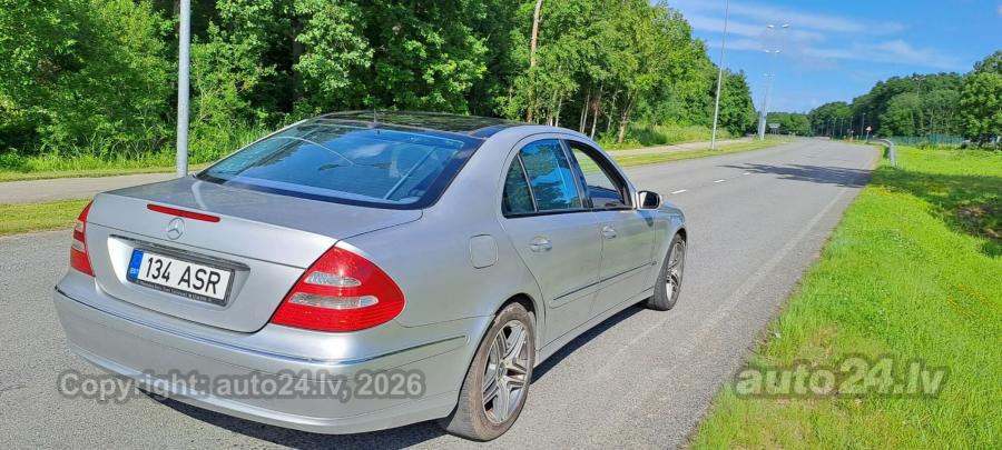 Mercedes-Benz E-Class 2004 in Tallinn, with an engine capacity of 3.20 L and mileage of 425 thousand km for 2800 €, photo 4 on AUTOMOTO.COM.LV