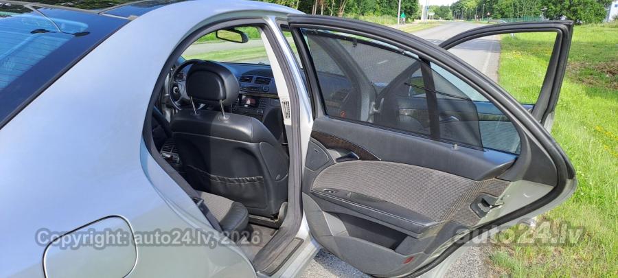 Mercedes-Benz E-Class 2004 in Tallinn, with an engine capacity of 3.20 L and mileage of 425 thousand km for 2800 €, photo 15 on AUTOMOTO.COM.LV