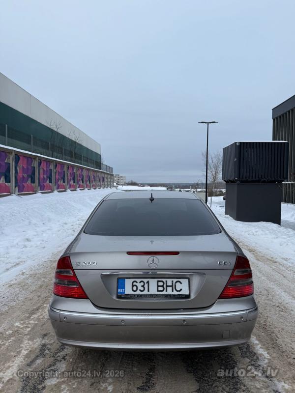 Mercedes-Benz E-Class 2005 Tallina, ar dzinēja tilpumu 3.00 L un nobraukumu 415 tūkst. km par 3000 €, foto 2 vietnē AUTOMOTO.COM.LV
