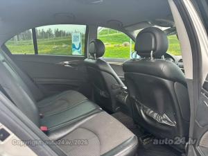Mercedes-Benz E-Class 2005 in Narva, with an engine capacity of 2.10 L and mileage of 453 thousand km for 1699 €, photo 7 on AUTOMOTO.COM.LV