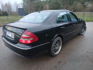 Mercedes-Benz E-Class 2006 Jonava, ar dzinēja tilpumu 3.20 L un nobraukumu 335 tūkst. km par 2800 €, foto 2 vietnē AUTOMOTO.COM.LV