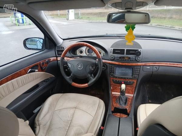 Mercedes-Benz E-Class 2006 Jonava, ar dzinēja tilpumu 3.20 L un nobraukumu 335 tūkst. km par 2800 €, foto 8 vietnē AUTOMOTO.COM.LV