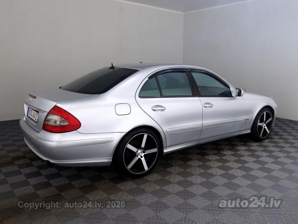 Mercedes-Benz E-Class 2006 Tallina, ar dzinēja tilpumu 3.00 L un nobraukumu 394 tūkst. km par 1399 €, foto 3 vietnē AUTOMOTO.COM.LV