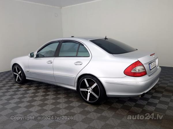 Mercedes-Benz E-Class 2006 in Tallinn, with an engine capacity of 3.00 L and mileage of 394 thousand km for 999 €, photo 4 on AUTOMOTO.COM.LV