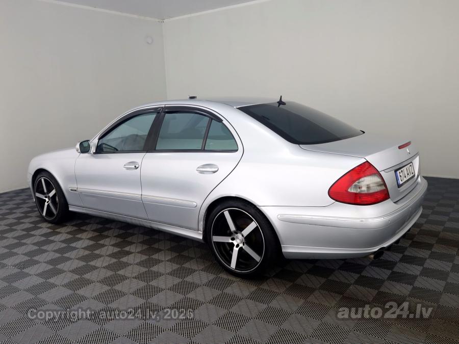 Mercedes-Benz E-Class 2006 Tallina, ar dzinēja tilpumu 3.00 L un nobraukumu 394 tūkst. km par 999 €, foto 5 vietnē AUTOMOTO.COM.LV