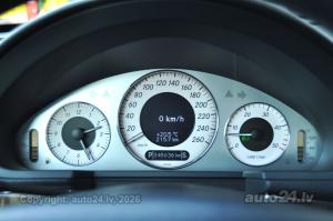 Mercedes-Benz E-Class 2006 Tallina, ar dzinēja tilpumu 4.20 L un nobraukumu 349 tūkst. km par 6990 €, foto 18 vietnē AUTOMOTO.COM.LV