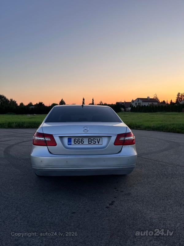 Mercedes-Benz E-Class 2010 in Tallinn, with an engine capacity of 2.10 L and mileage of 336 thousand km for 6999 €, photo 5 on AUTOMOTO.COM.LV