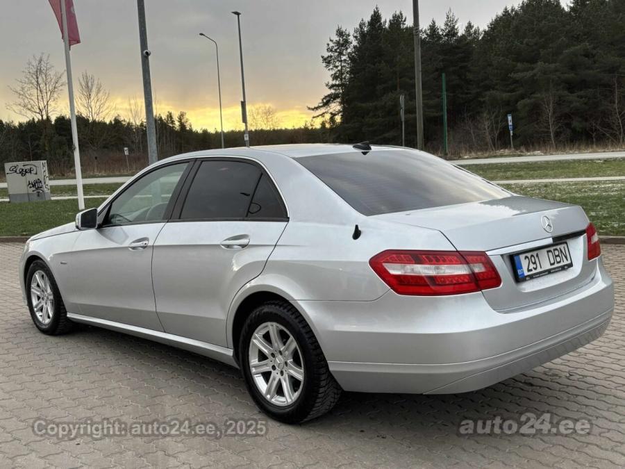 Mercedes-Benz E-Class 2012 Narva, ar dzinēja tilpumu 2.10 L un nobraukumu 330 tūkst. km par 6300 €, foto 3 vietnē AUTOMOTO.COM.LV