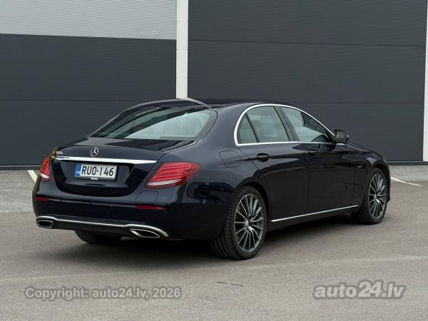Mercedes-Benz E-Class 2016 Tallina, ar dzinēja tilpumu 2.00 L un nobraukumu 160 tūkst. km par 18990 €, foto 4 vietnē AUTOMOTO.COM.LV