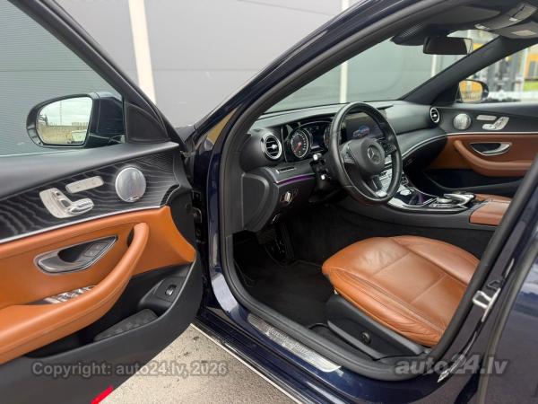 Mercedes-Benz E-Class 2016 Tallina, ar dzinēja tilpumu 2.00 L un nobraukumu 160 tūkst. km par 18990 €, foto 10 vietnē AUTOMOTO.COM.LV