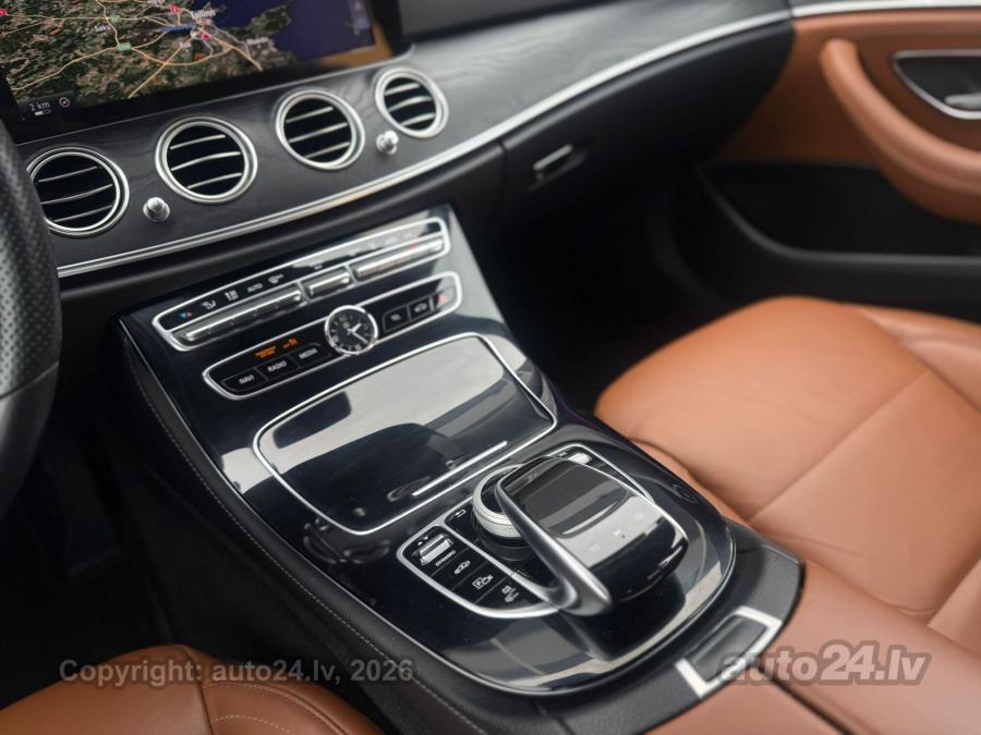 Mercedes-Benz E-Class 2016 in Tallinn, with an engine capacity of 2.00 L and mileage of 160 thousand km for 18990 €, photo 14 on AUTOMOTO.COM.LV