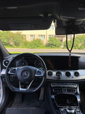 Mercedes-Benz E-Class 2017 in Tallinn, with an engine capacity of 2.00 L and mileage of 89 thousand km for 21000 €, photo 4 on AUTOMOTO.COM.LV