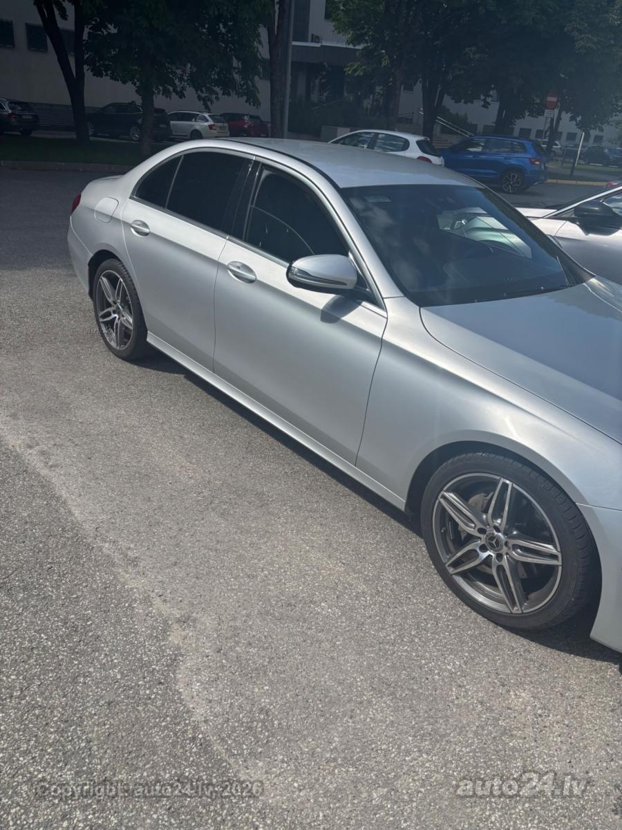Mercedes-Benz E-Class 2017 in Tallinn, with an engine capacity of 2.00 L and mileage of 89 thousand km for 21000 €, photo 8 on AUTOMOTO.COM.LV