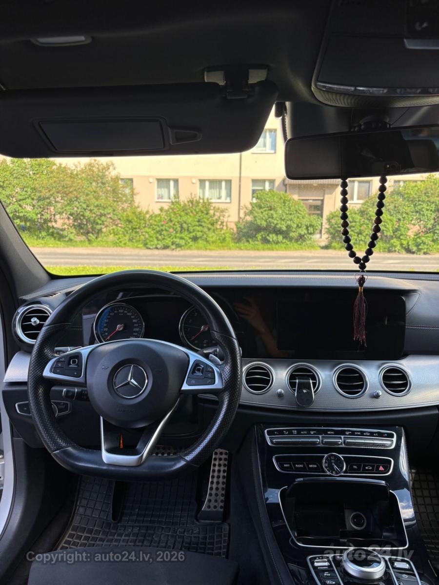 Mercedes-Benz E-Class 2017 in Tallinn, with an engine capacity of 2.00 L and mileage of 89 thousand km for 21000 €, photo 10 on AUTOMOTO.COM.LV