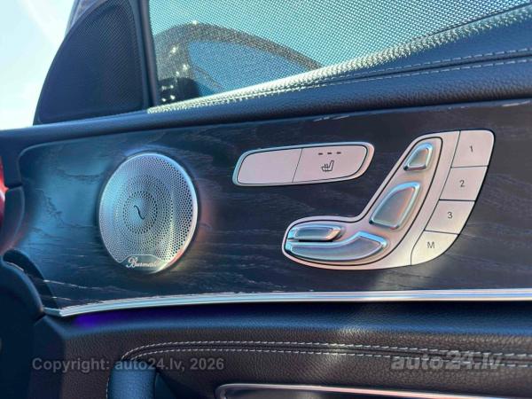 Mercedes-Benz E-Class 2017 Narva, ar dzinēja tilpumu 2.00 L un nobraukumu 380 tūkst. km par 15900 €, foto 7 vietnē AUTOMOTO.COM.LV
